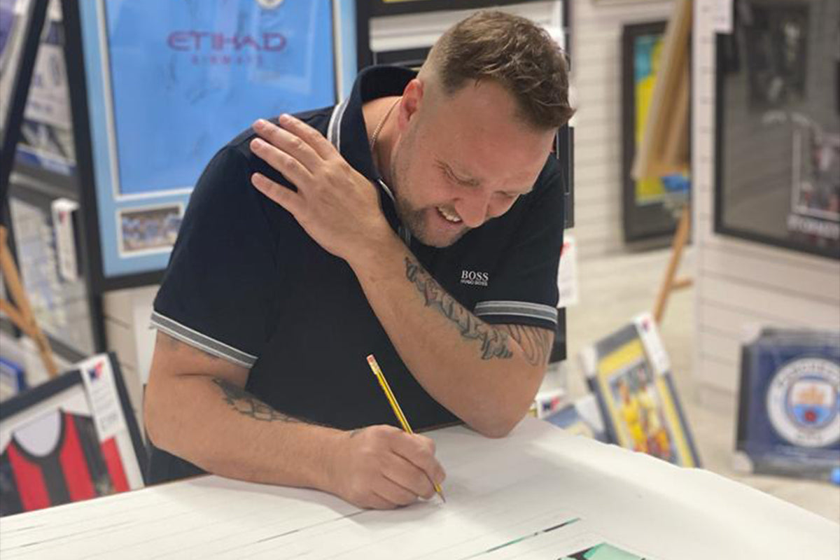 Richard Holmes – Vache Bleue Galleries